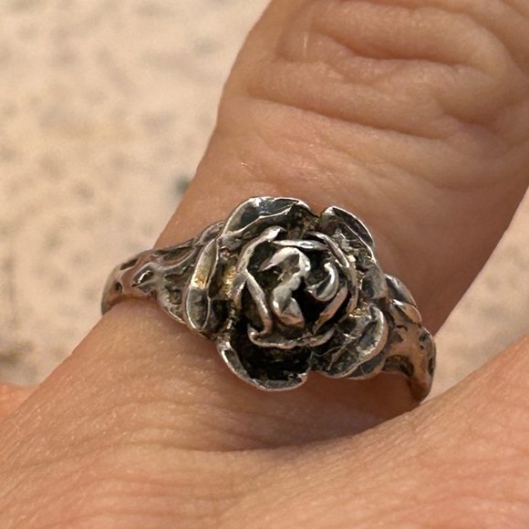 Native | Jewelry | Vintage Zuni Sterling Signed Linette Laiwakete Rose ...